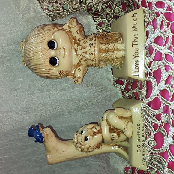 W&R Berries Co. | Accents | Vintage Russ Wallace Figures Set Of 2 ...